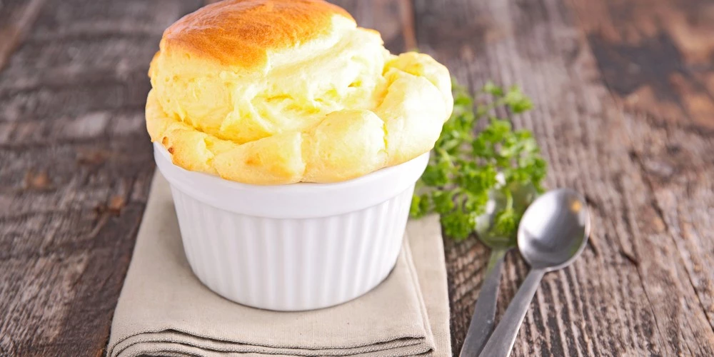 Recette Soufflés aux trois fromages facile | Mes recettes faciles