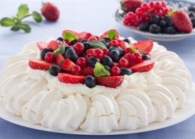 Recette Mini-pavlovas aux fruits rouges facile | Mes recettes faciles